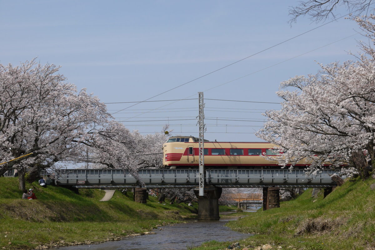 381系が残した功績を語りたい | FreedomTrain