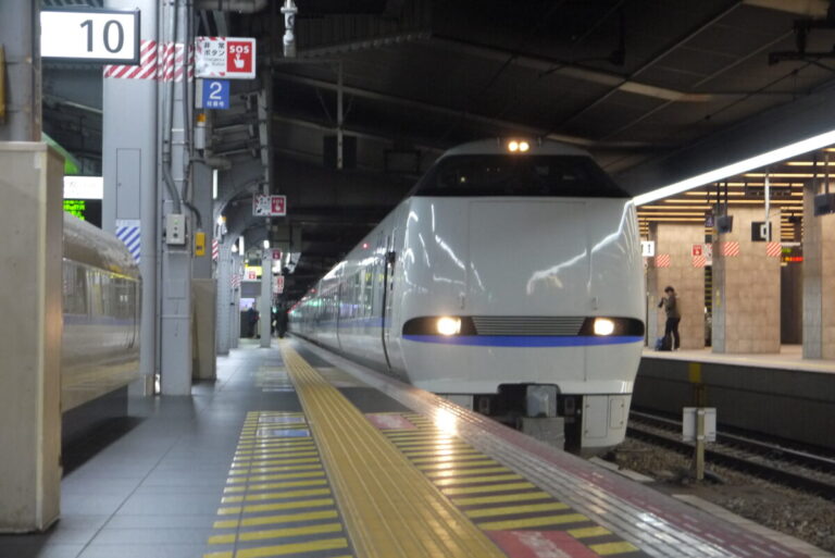 381系が残した功績を語りたい | FreedomTrain