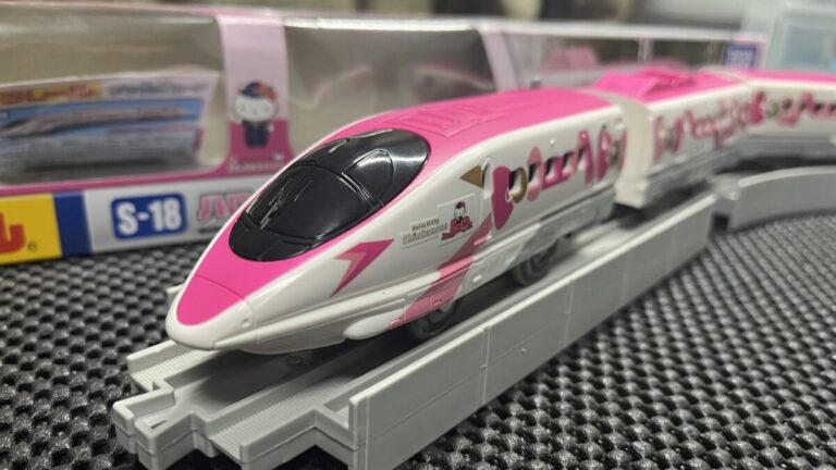 みんなを繋いで、結んでいく。S-18ハローキティ新幹線を開封！ | FreedomTrain