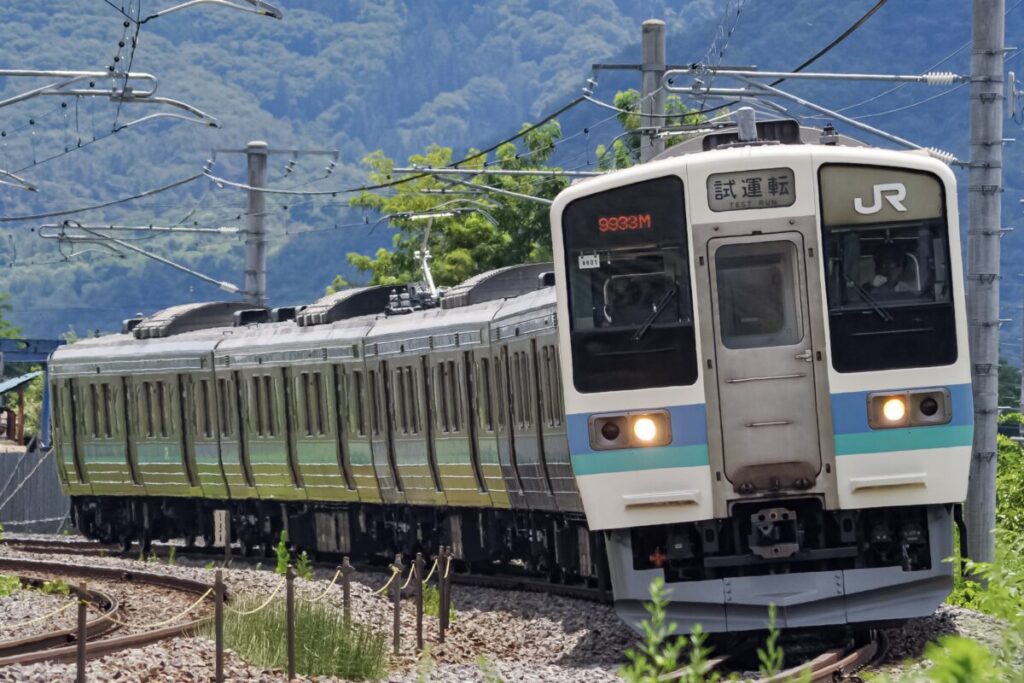 「唯一無二の片側日焼け」211系0番台N601編成 | FreedomTrain