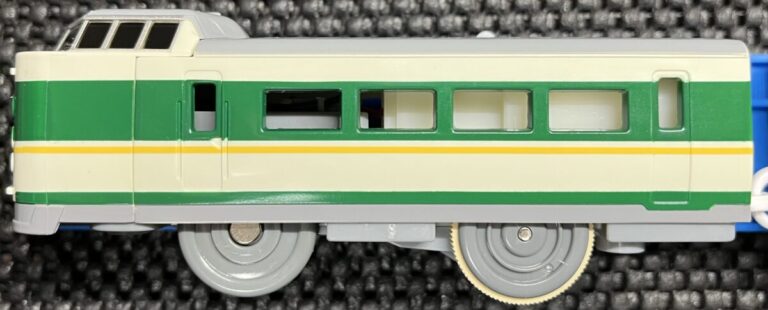 話題の製品をじっくりレビュー！プラレール381系やくも混色仕様！ | FreedomTrain