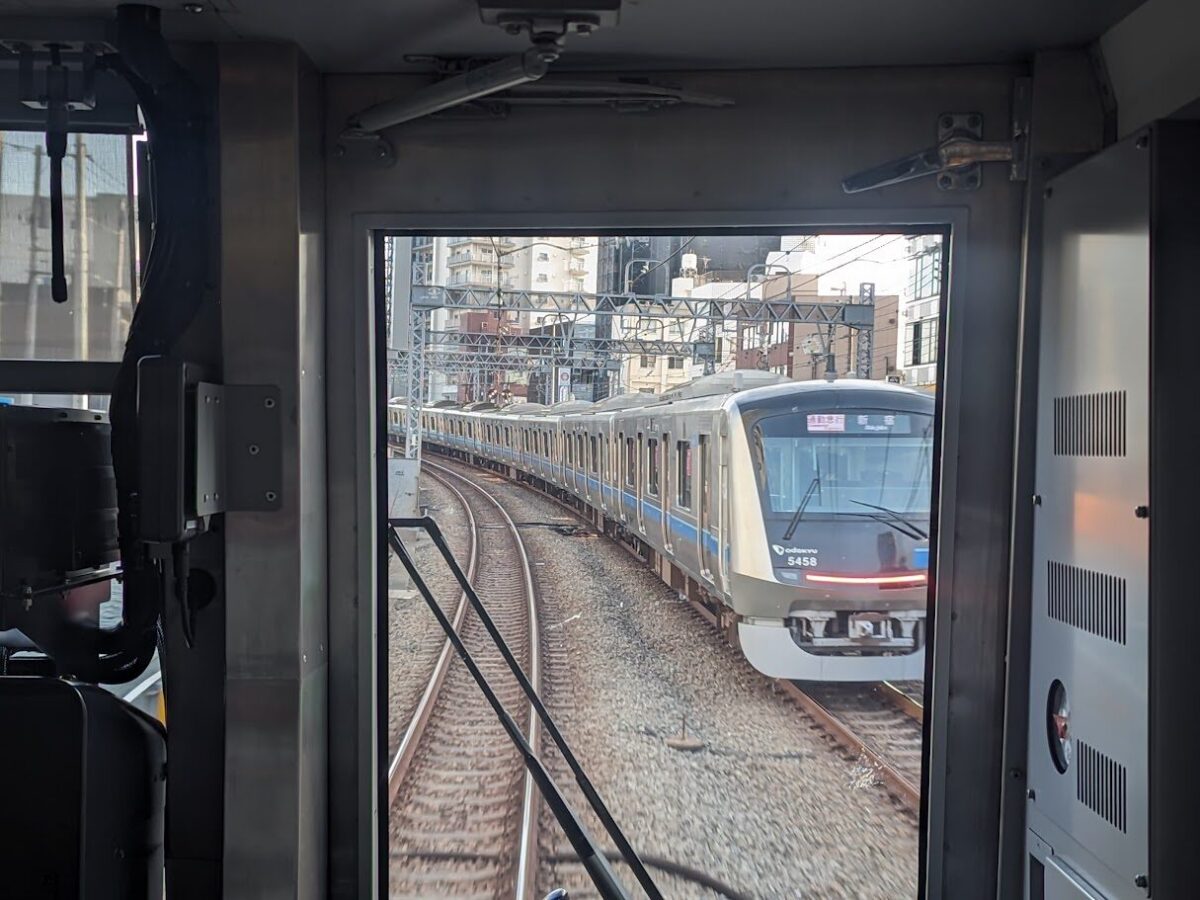 【複々線あみだ走行】平日朝だけの謎列車「通勤準急」に迫る！ | FreedomTrain