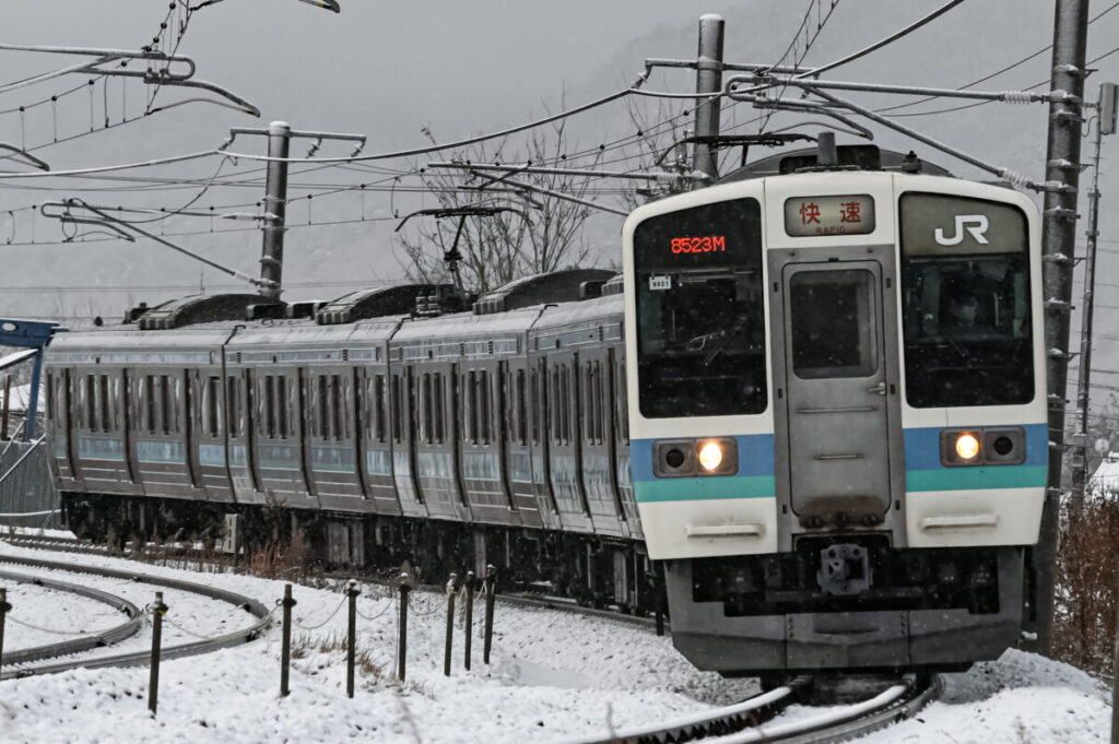 211系の列番は何種類？（6連貫通車編） | FreedomTrain