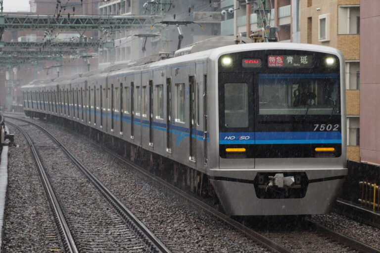 【飛行機帯の成田出禁】北総公団車両図鑑#02 北総7500形 | FreedomTrain