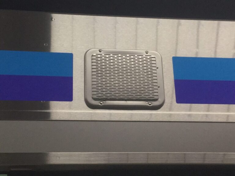 【観察してきた】E131系800番台、ついに仙石線を走る！ | FreedomTrain